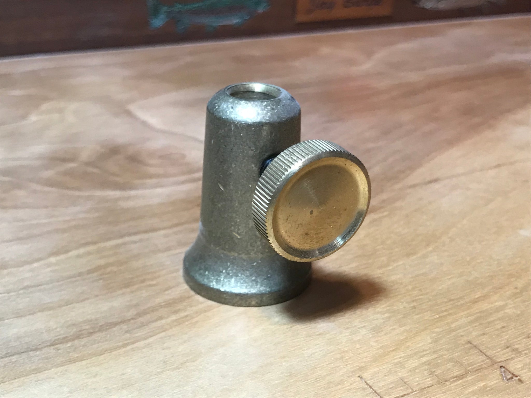 Vise Stem Holder – Fly Ty Bench